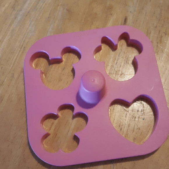 Kitchen | Tupperware Cookie Cutter | Poshmark